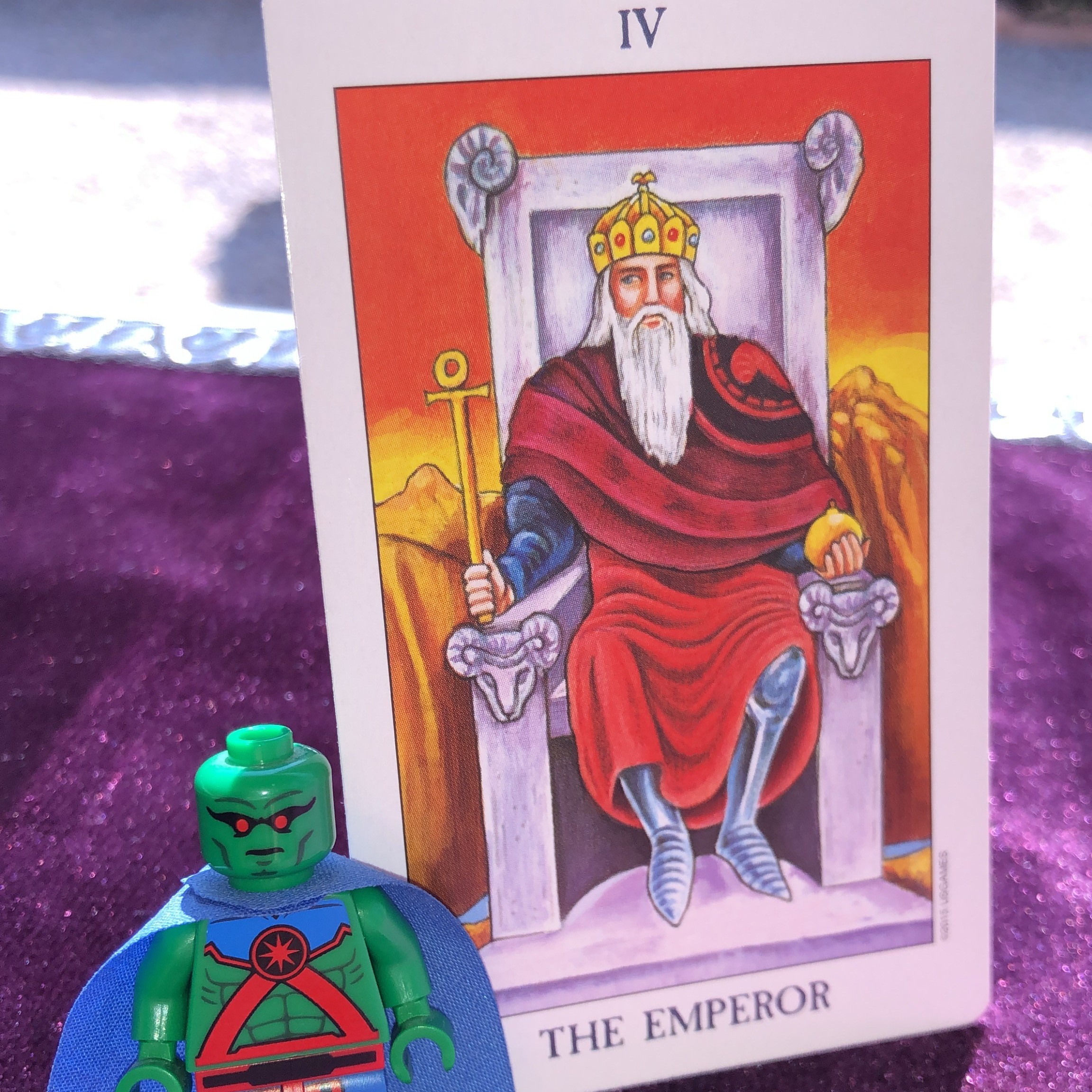 👽 Les extraterrestres existent-ils ? Thèse selon le Tarot Lego 🛸 ...